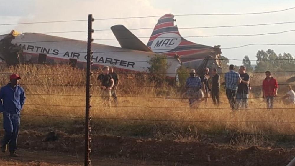Tremendas imágenes: un pasajero grabó la caída del avión en el que viajaba