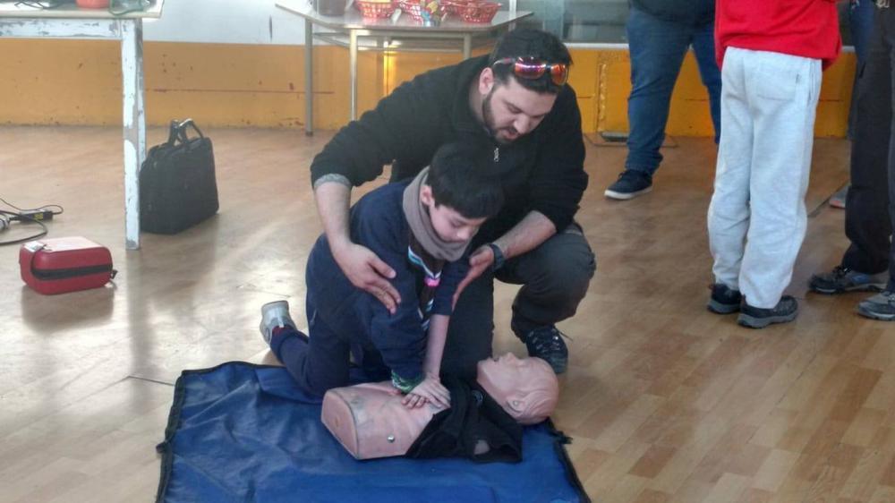 Defensa civil municipal capacitará a vecinos sobre RCP y uso del ...